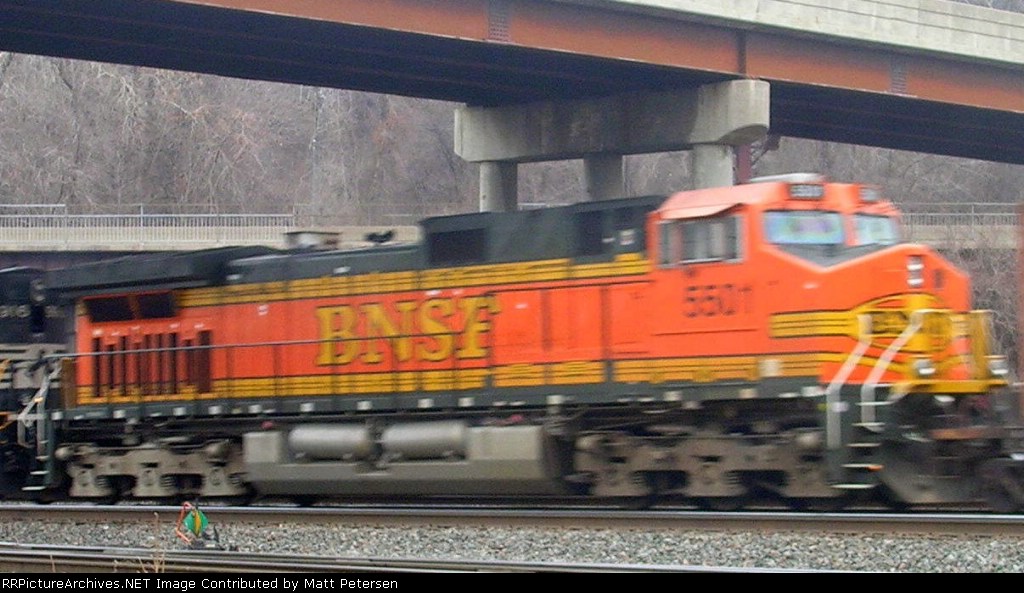 BNSF 5501